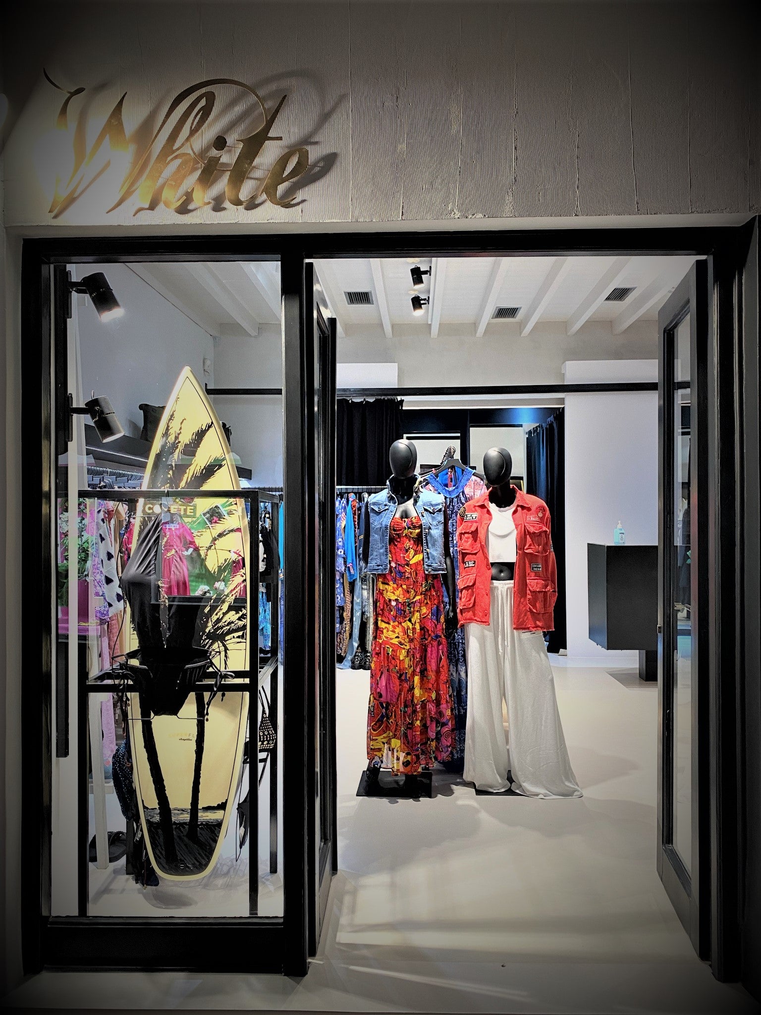 OUR STORES – White Boutiques